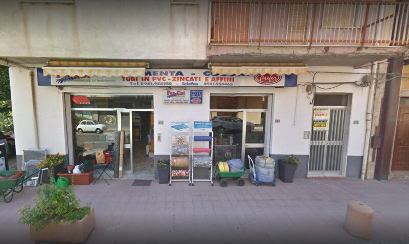 Banyo ve klozet mağazaları Ferramenta Prefer, Sicilya, foto