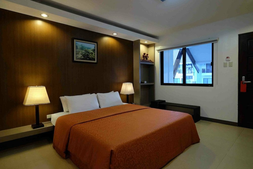 Otel Dive Thru Scuba Resort, Bohol, foto