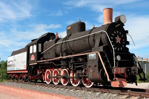 Паровоз Эр-761-83 (Komi Republic, munitsipalnoye obrazovaniye Sosnogorsk, Sosnogorsk), teknoloji anıtı  Sosnogorsk'tan