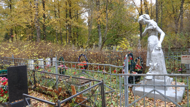 Anıt, heykel Воинское захоронение г. Старица, Staritsa, foto