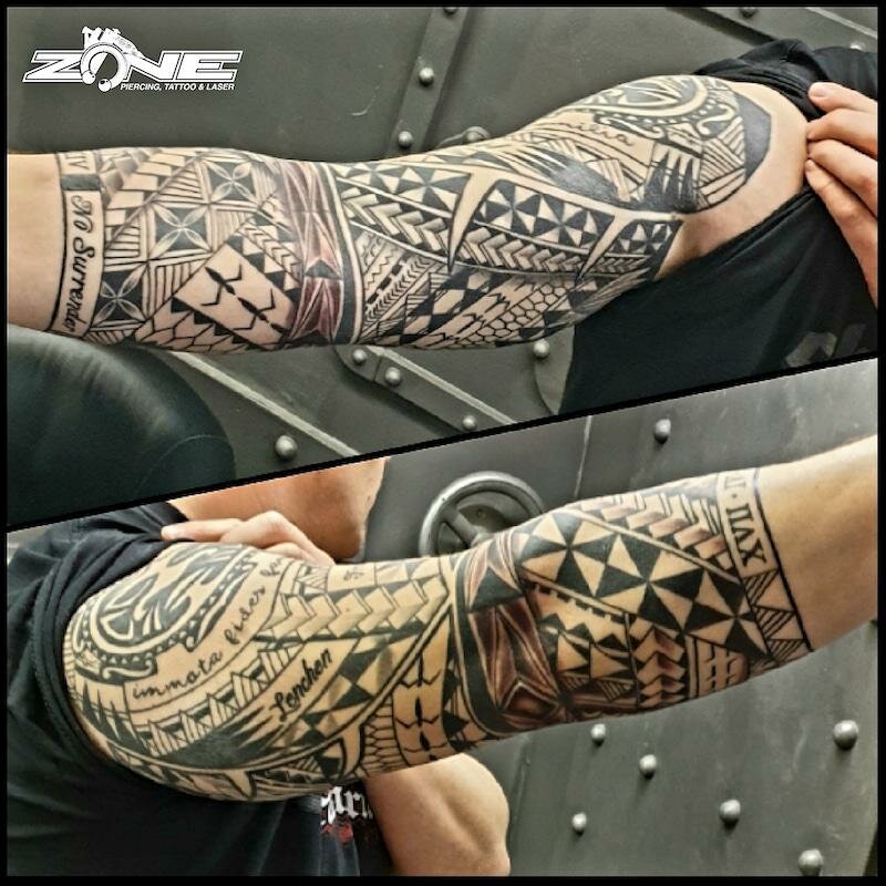 Dövmeciler Zone Piercing & Tattoo Braunschweig, Brunswick, foto