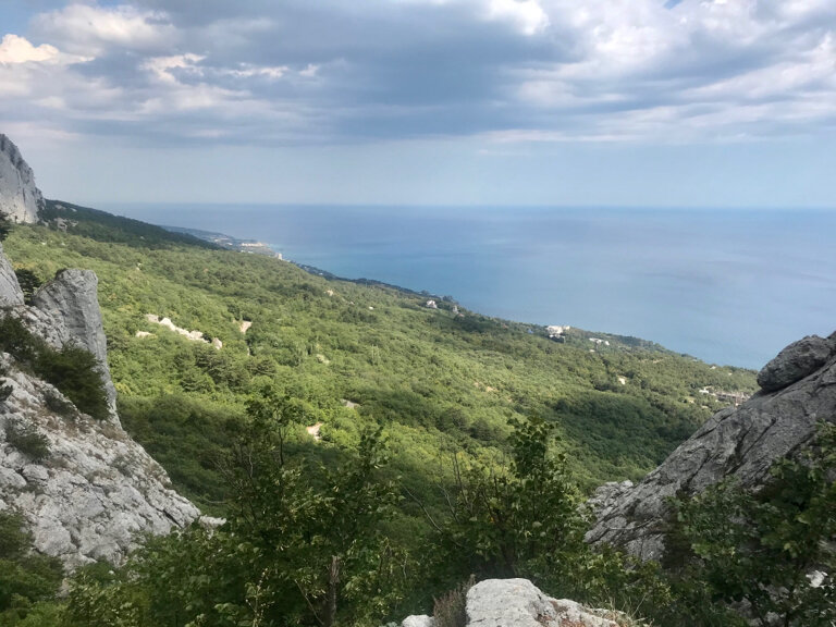 Dağ geçidi Перевал Мердвен-Исар, Sevastopol, foto