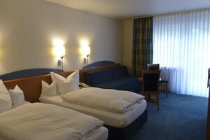 Sulzbacher Hof (Hesse, Main-Taunus-Kreis, Sulzbach (Taunus)), otel  Hesse'den