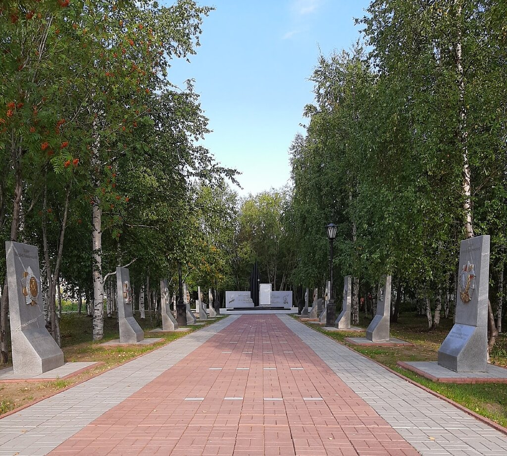 Anıt, heykel Мемориальный комплекс Сквер Победы, Yamal‑Nenets Özerk Bölgesi, foto