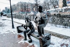 Ребята с нашего двора (Moscow Region, Lyubertsy, Smirnovskaya Street), park, sokak heykeli  Liubertsy'den