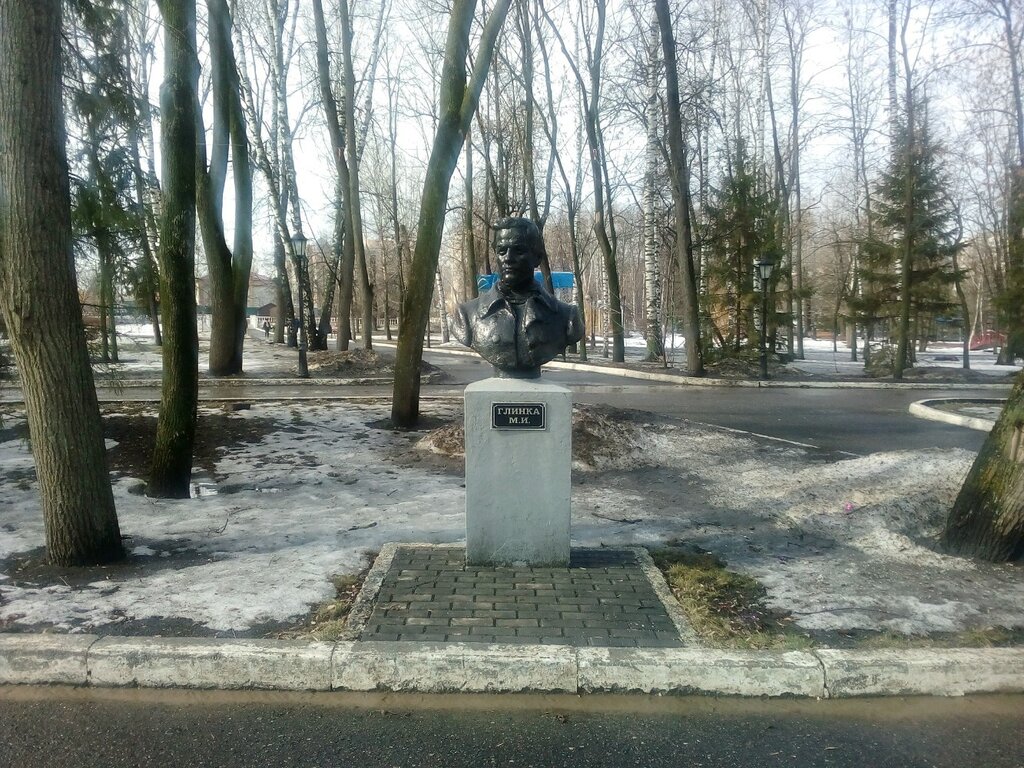 Anıt, heykel М.И. Глинка, Saransk, foto