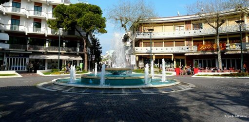 Otel Apparthotel Holiday, Lignano Sabbiadoro, foto