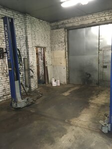 Аякс (ulitsa Maksima Gorkogo No:35, Medvezhyegorsk), otomobil servisi  Medvezhyegorsk'tan