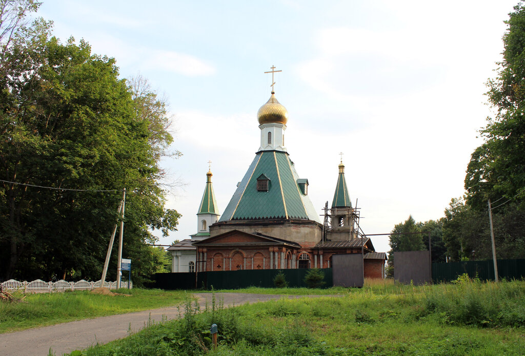 Ortodoks kiliseleri Tserkov Bogoyavleniya Gospodnya V Oparino, Moskova ve Moskovskaya oblastı, foto