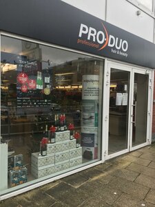 Pro-Duo (Bruxelles, Rue De Genève 512), kuaförler  Dünya'dan