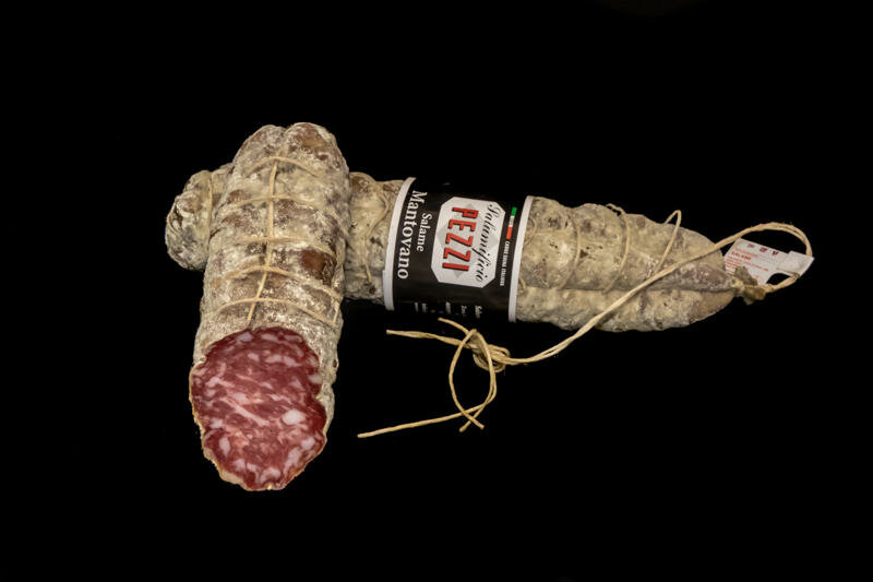 Toptan et ürünleri Salumificio Pezzi, Lombardiya, foto