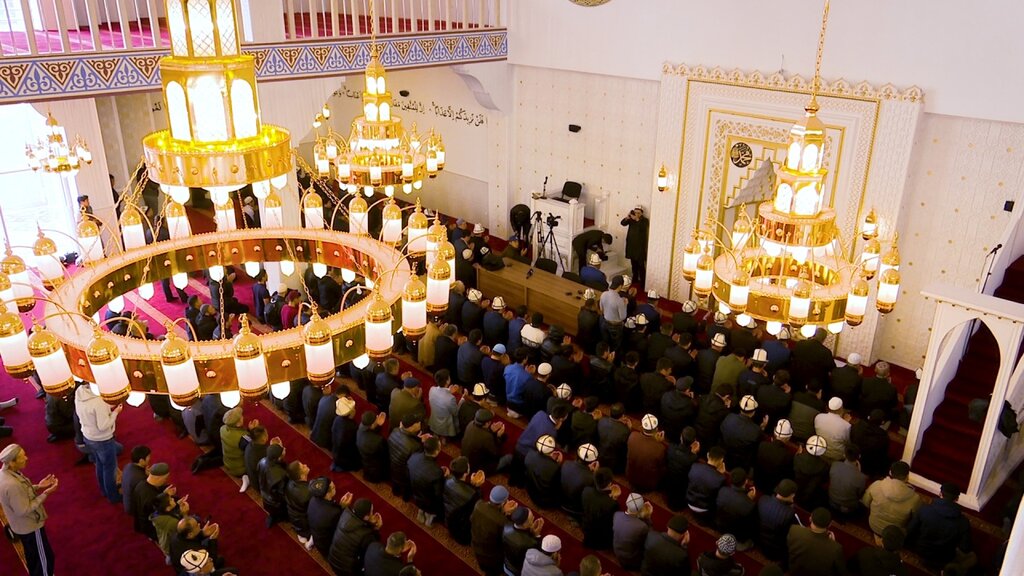 Cami 7-April Sheyitteri, Bişkek, foto