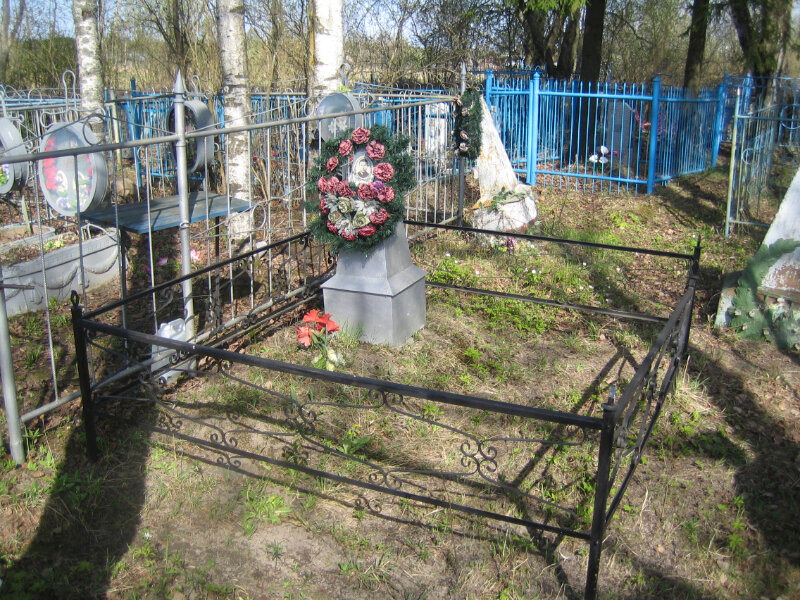 Anıt, heykel Могила М.С. Воронина, Saint‑Petersburg ve Leningradskaya oblastı, foto