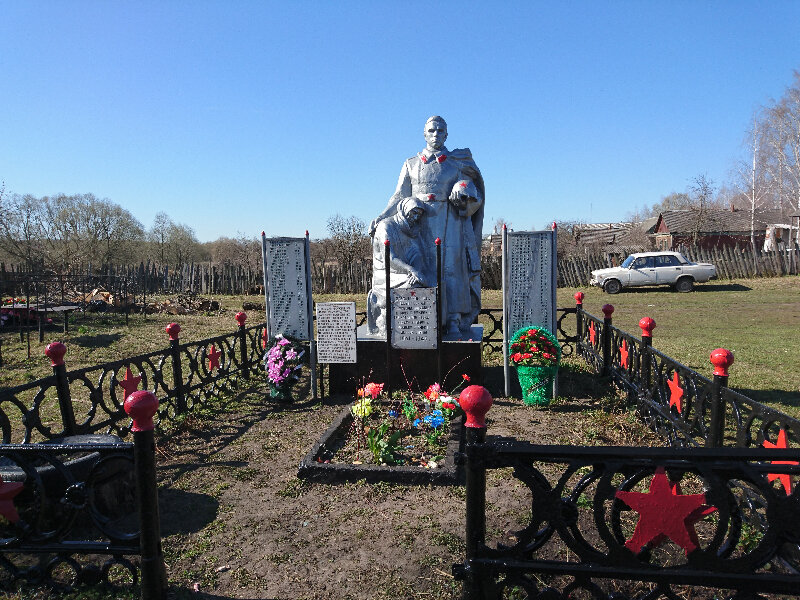 Anıt, heykel Братская могила, Tulskaya oblastı, foto