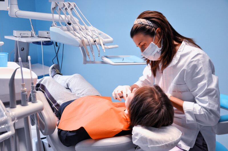 Özel ağız ve diş sağlığı klinikleri ve muayenehaneleri Studio Dentistico Dott. Giulio Arlotti, Emilia‑Romagna, foto