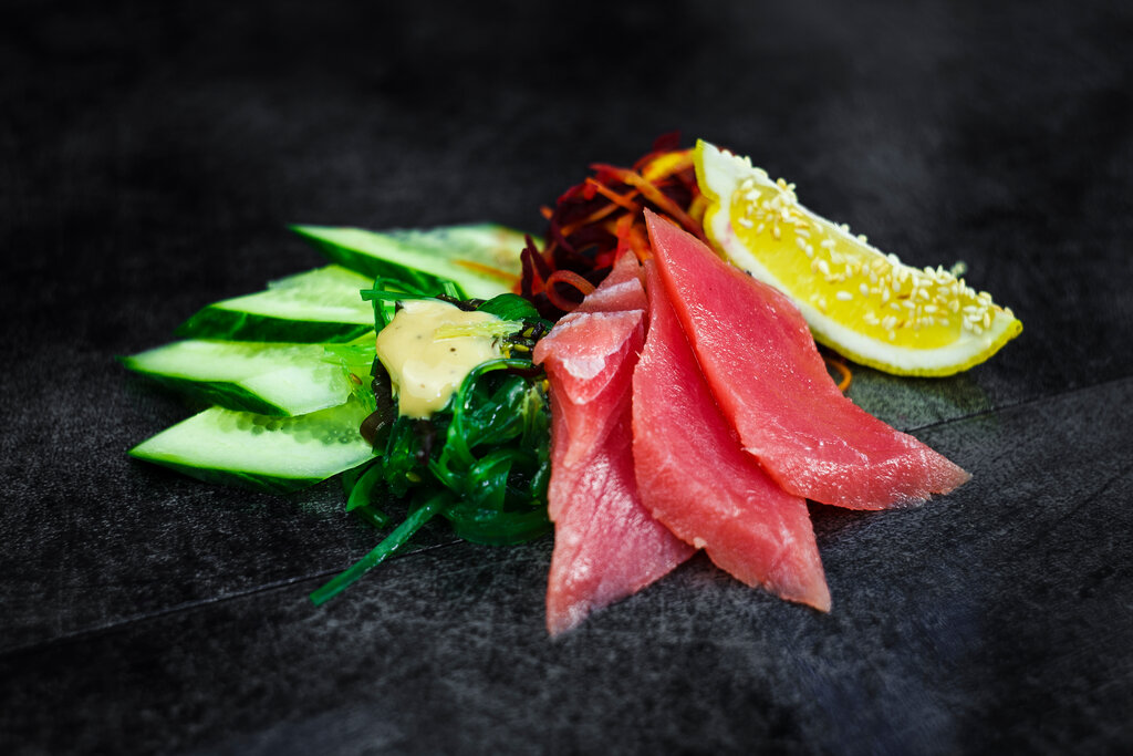 Suşi restoranı Rabotyaga, Osa, foto