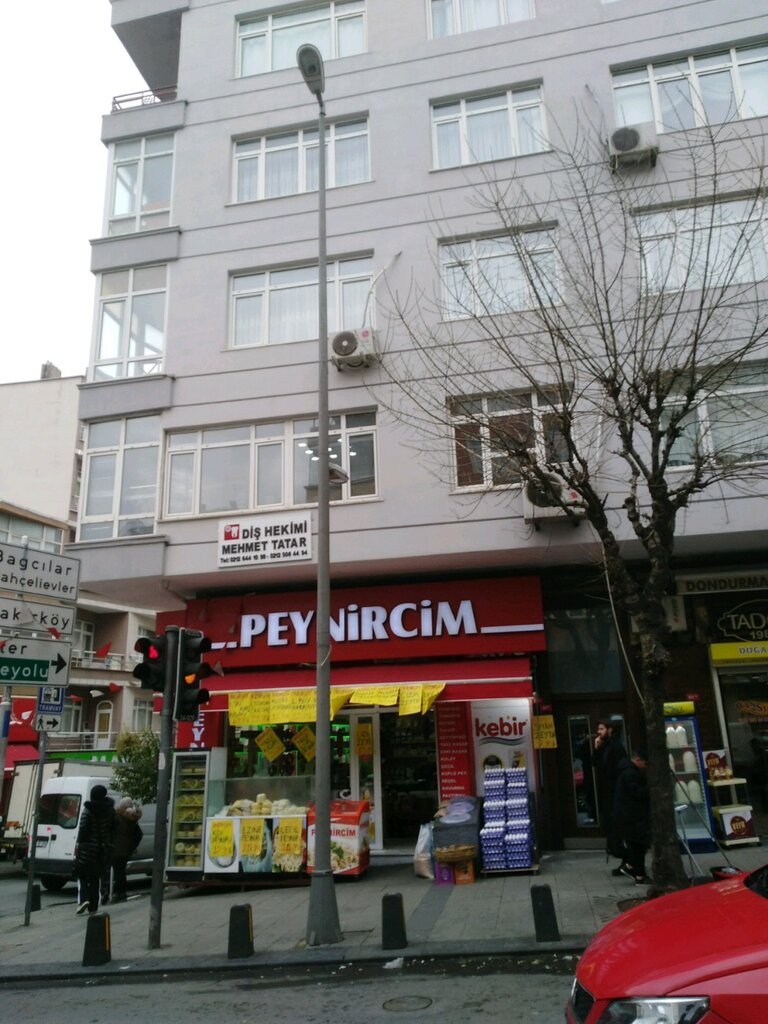 Özel ağız ve diş sağlığı klinikleri ve muayenehaneleri Diş Hekimi Mehmet Tatar, İstanbul, foto