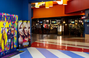 Fenix (Malinovskogo Street No:25, Rostov-on-Don), sinemalar  Rostov‑na‑Donu'dan