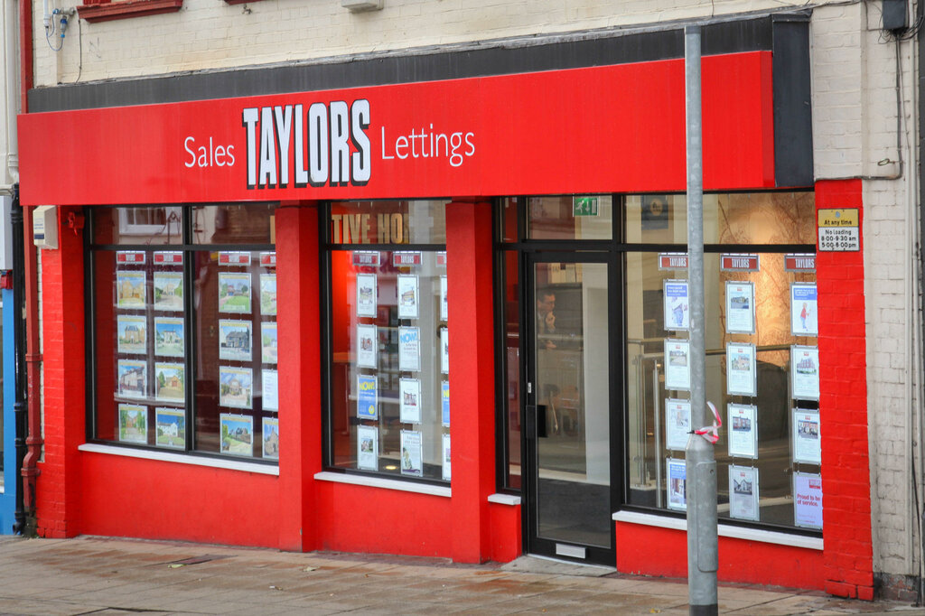 Arazi dizisi Taylors Sales and Letting Agents Northampton, Northampton, foto