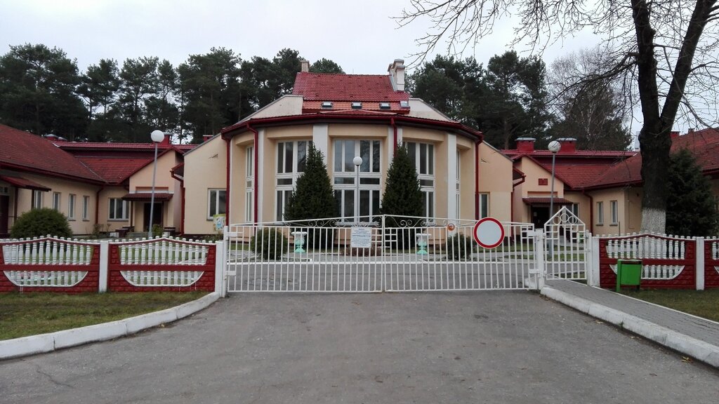 Anaokulları Yasli-Sad № 2 Chistinsky, Minskaya oblastı, foto