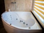 Jacuzzi Smart ApartHotel (Skryganava Street No:4Б), otel  Minsk'ten
