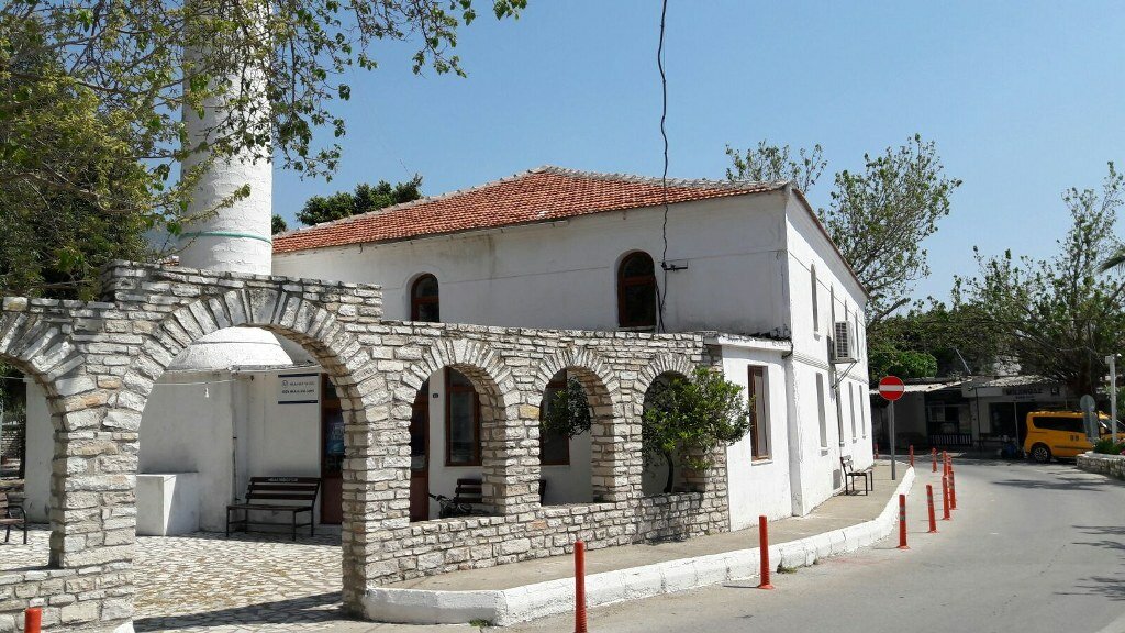 Cami Ören Mahallesi Cami, Milas, foto