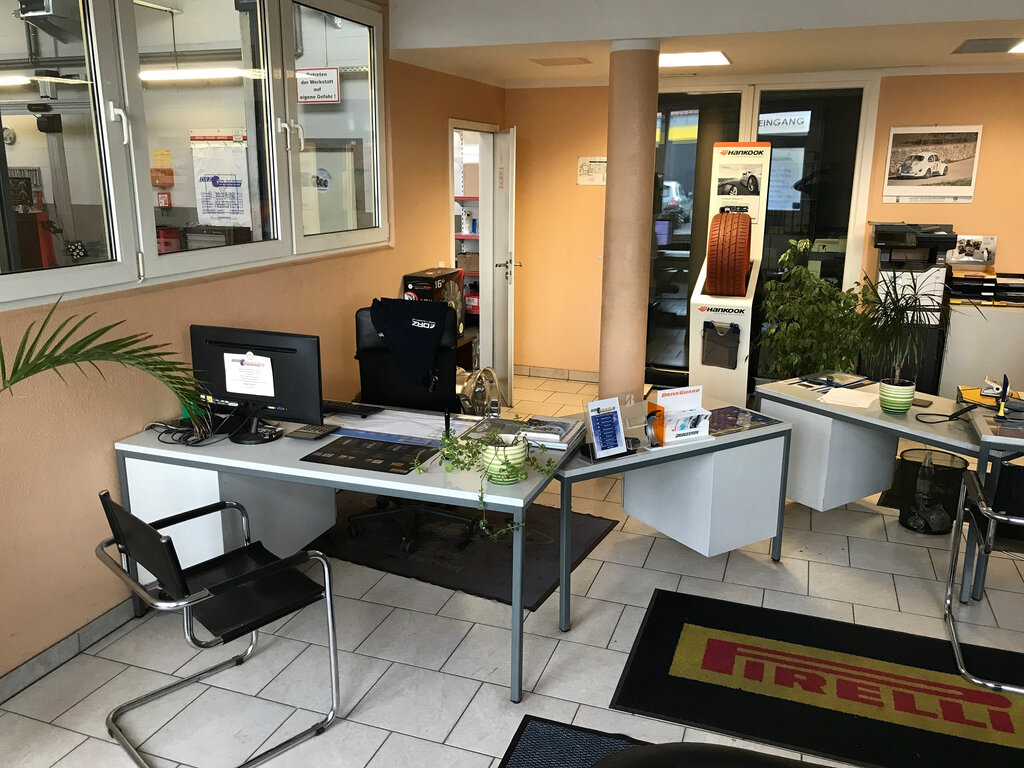 Jant ve lastikçiler Drz Dresdner Reifen Zentrale GmbH, Dresden, foto