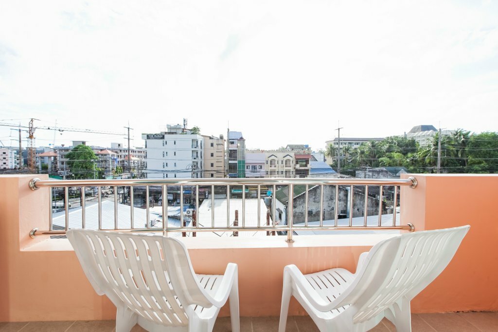 Otel Zen Rooms Patong Soi Chuwong Hotel, Phuket Eyaleti, foto