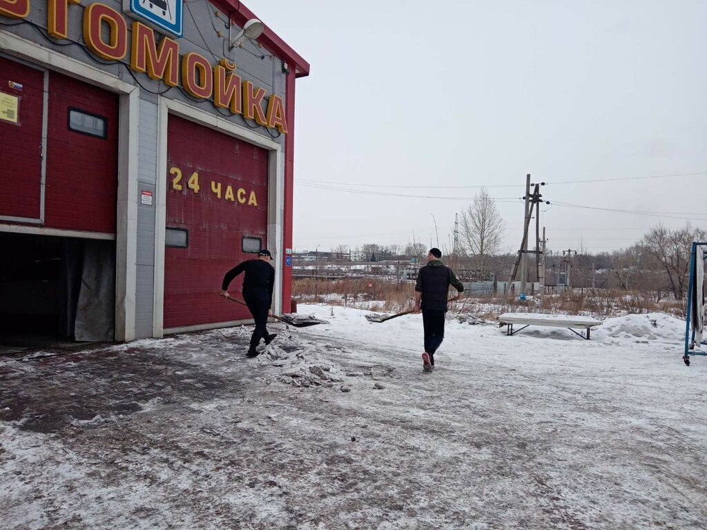 Oto yıkama Кристалл Авто, Krasnoyarsk, foto