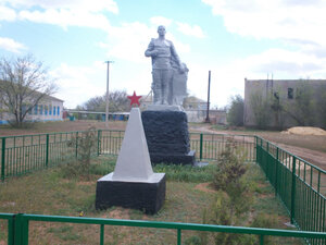 Мемориал павшим в Великой Отечественной войне (Rostov Region, Zavetinskiy rayon, selo Fedoseyevka), anıt, heykel  Rostovskaya oblastından