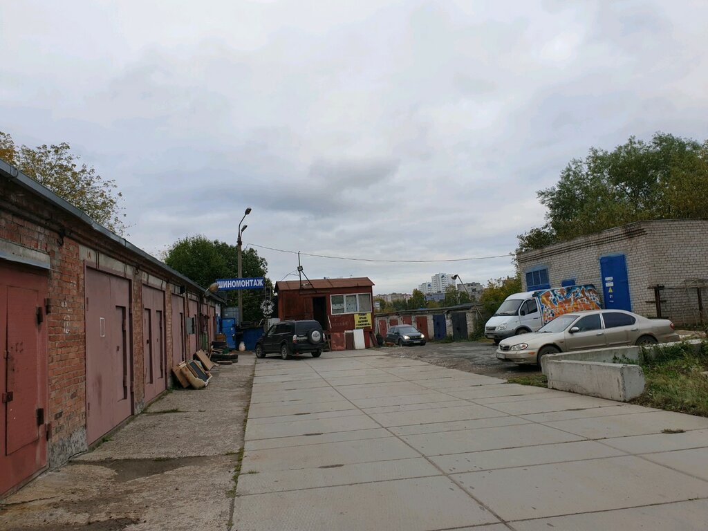 Otomobil servisi Tsentr avtoremonta, Perm, foto