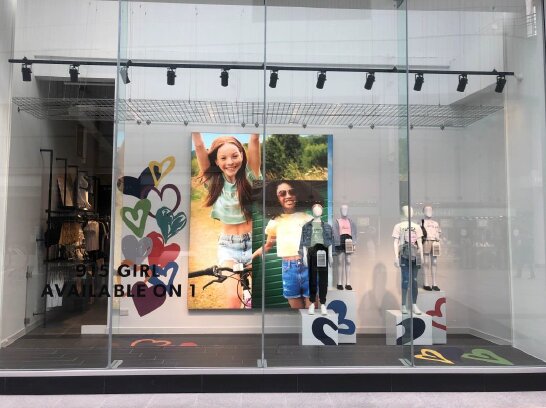 Giyim mağazası New Look, Livingston, foto