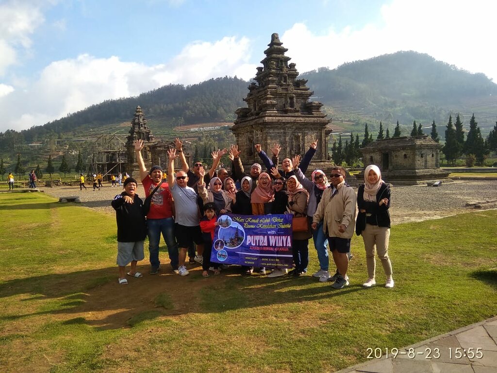 Seyahat acenteleri Putra Wijaya, Surabaya, foto