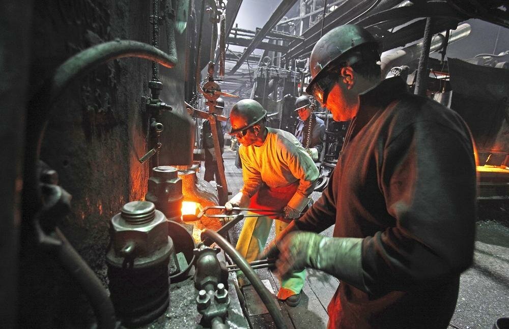 Sanayi ekipmanları firmaları Milwaukee Forge, Milwaukee, foto