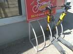 Велопарковка (Kommunisticheskaya Street No:50к1, Ufa), bisiklet park yerleri  Ufa'dan