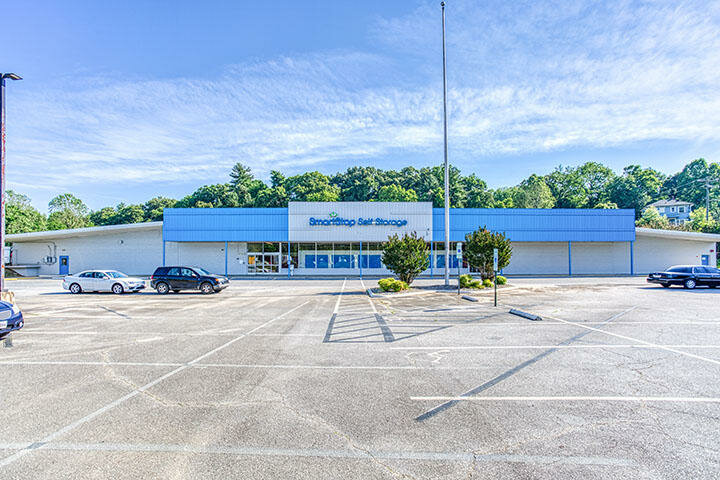 Karavan SmartStop Self Storage, Kuzey Carolina Eyaleti, foto