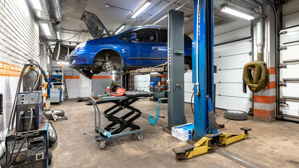 Otomobil servisi Car service SPb Car service, Saint‑Petersburg, foto