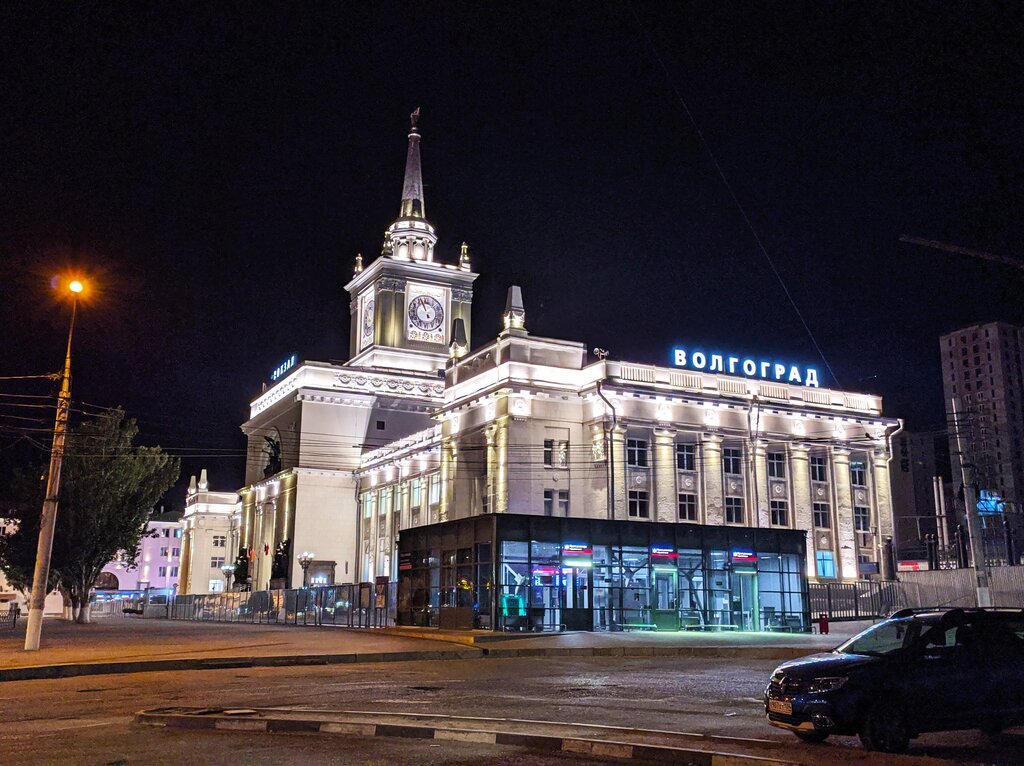 Geçiş noktaları, güvenlik kontrol alanı Inspection zone of station Volgograd-1, Volgograd, foto