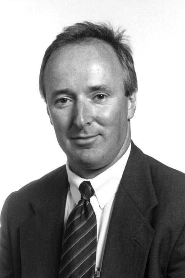 Yatırım fonu firmaları Edward Jones - Financial Advisor: Robert D Barry, İllinois, foto