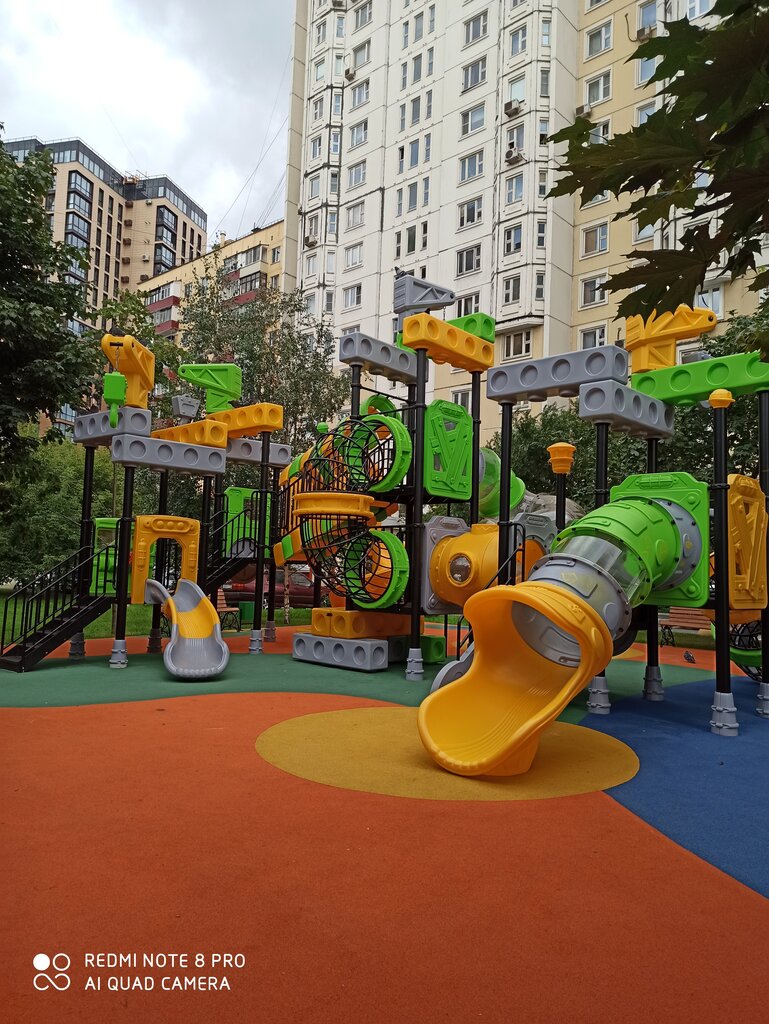 Oyun alanı Playground, Moskova, foto