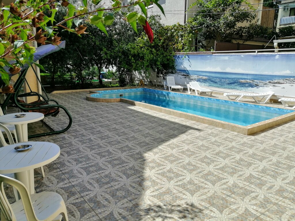 Otel Gostevoy dom Atmosfera, Soçi, foto