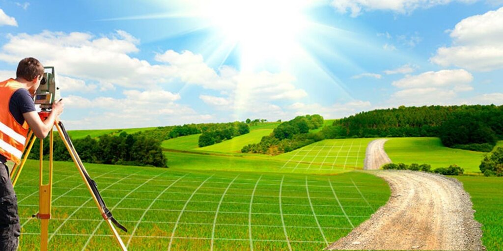 Lisanslı harita kadastro büroları Cadastral engineer Ogloblin, Kırım Cumhuriyeti, foto