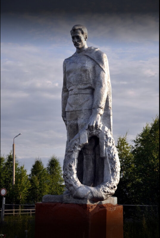 Anıt, heykel Памятник неизвестному солдату, Komi, foto