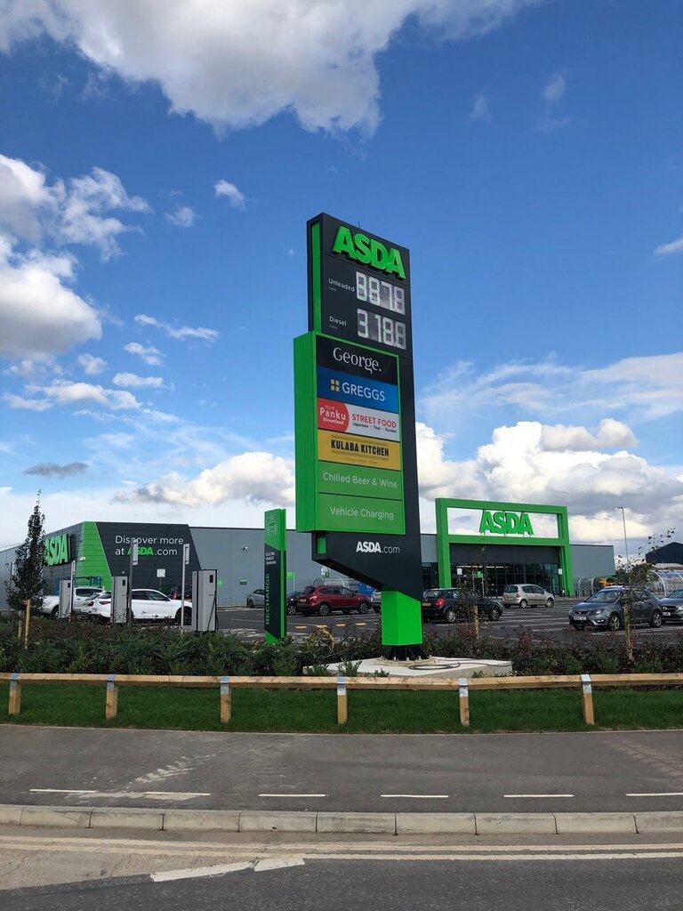 ATM'ler Asda Worksop Sandy Lane, İngiltere, foto