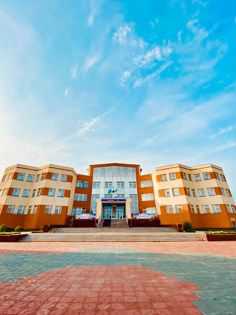Ortaokul Mbou Srednyaya obshcheobrazovatelnaya shkola № 6, Ugorsk, foto