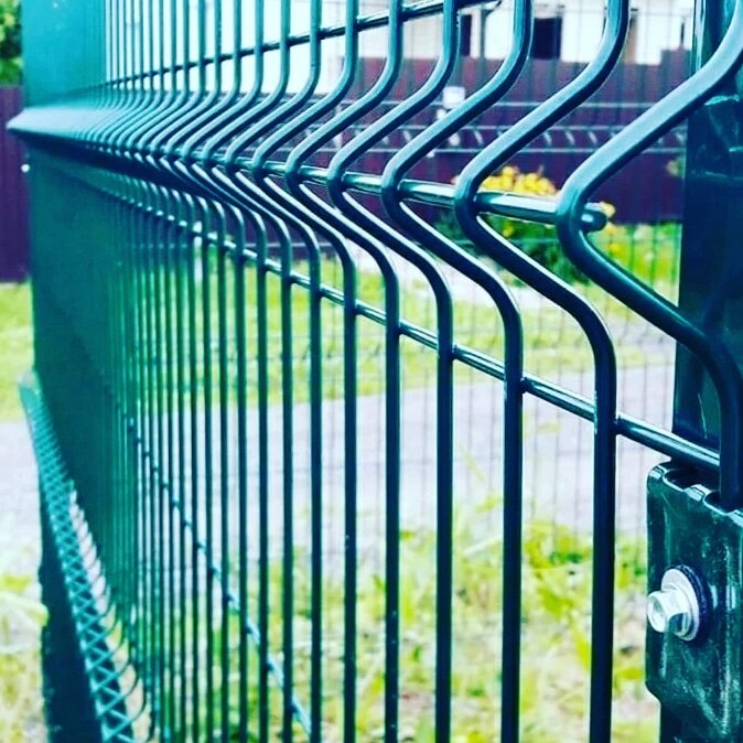 Çitler, parmaklıklar Rubezh-2020, Dağıstan, foto