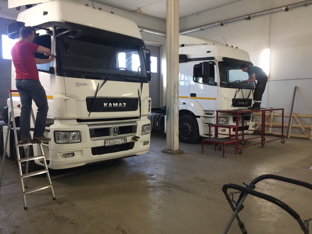 Otomobil camları Avtograd Service, Saint‑Petersburg, foto