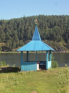 Беседка (Krasnoyarsk Territory, Bolshemurtinskiy rayon, Razdolnenskiy selsovet, posyolok Lugovskoye, Rechnaya ulitsa), turistik yerler  Krasnoyarski krayından