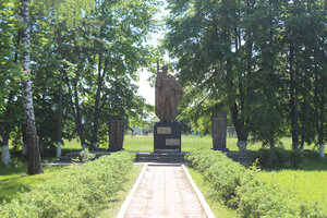 Воинам-односельчанам (Belgorod Region, Krasnenskiy rayon, Setishchenskoye selskoye poseleniye, selo Setishche), anıt, heykel  Belgorodskaya oblastından