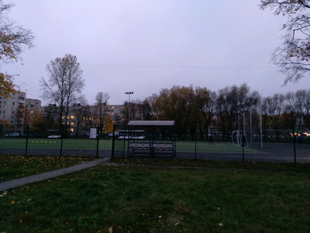 Spor alanı Стадион школы № 318, Saint‑Petersburg, foto
